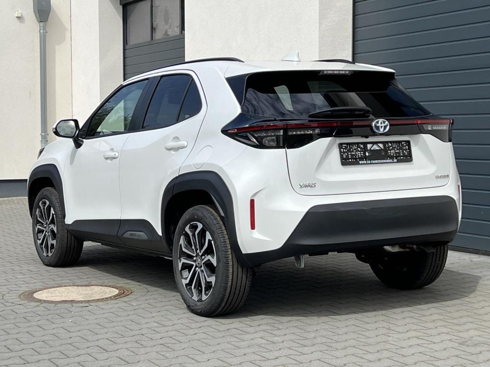 Toyota Yaris Cross Style Comfort 1,5 CVT Hybrid 85kW | Ihr Spezialist ...