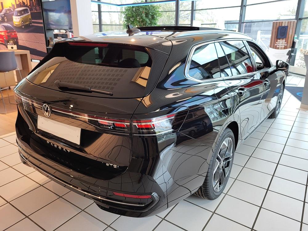 Volkswagen Passat Variant B9 Elegance 2,0 TDI SCR 110 kW 7-Gang ...