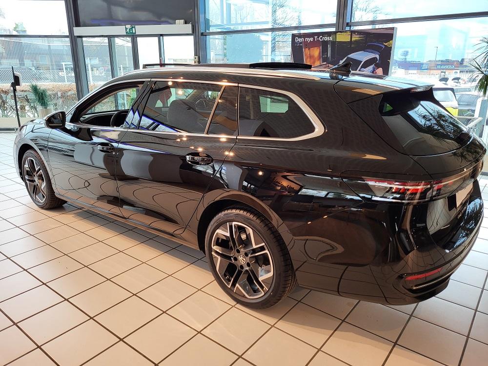 Volkswagen Passat Variant B9 Elegance 2,0 TDI SCR 110 kW 7-Gang ...