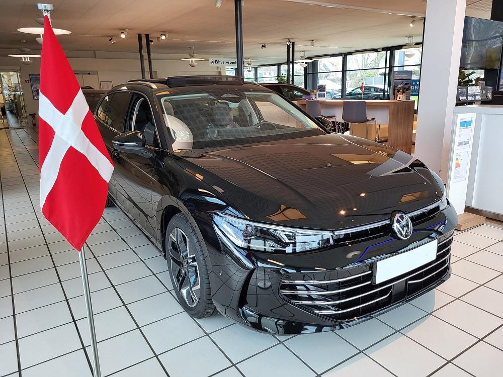 Volkswagen Passat Variant B9 Elegance 2,0 TDI SCR 110 kW 7-Gang ...