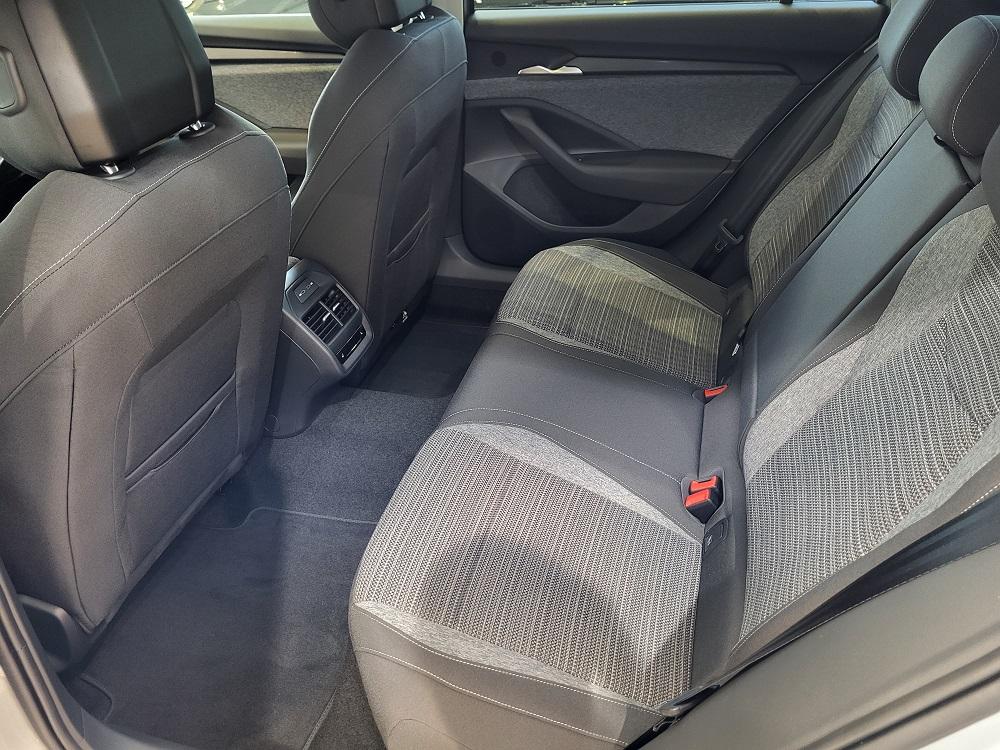 Skoda Superb Combi Selection 2,0 TDI SCR 110 kW 7-Gang ...