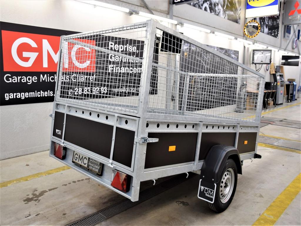 VDM XL EA Plywood 750 kg / Mesures int. 258x150x40cm 750kg non inclinable