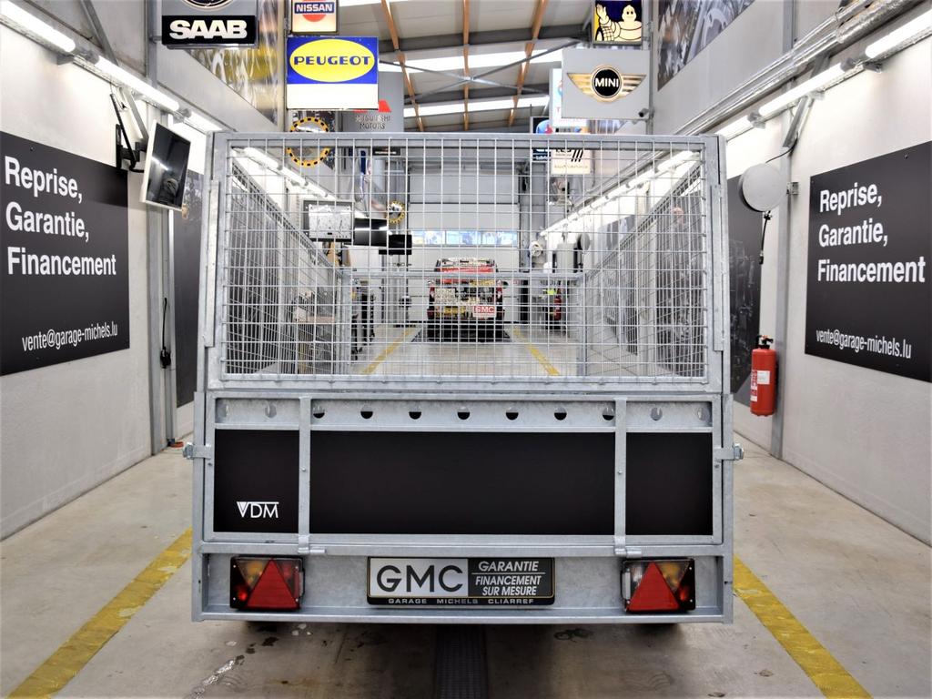 VDM XL EA Plywood 750 kg / Mesures int. 258x150x40cm 750kg non inclinable