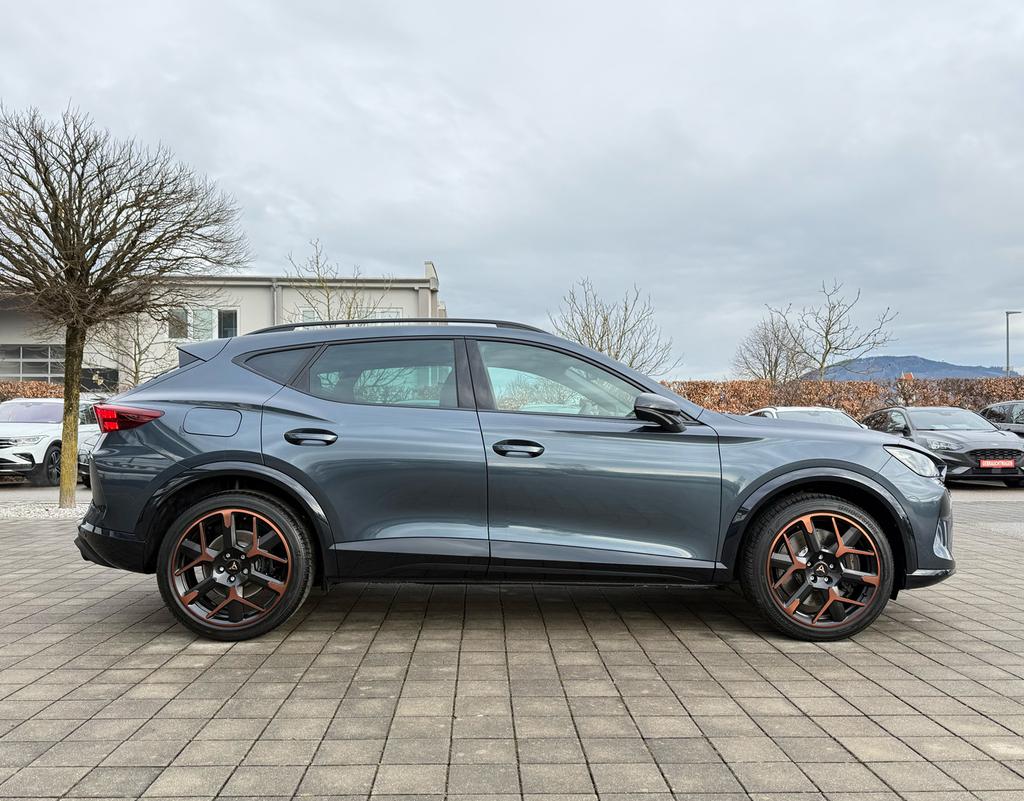 Cupra Formentor VZ 2.0 TSI 333 DSG 4Drive (Vorlauf) LED/PANO/WINTER ...