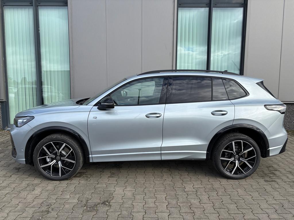 Volkswagen Tiguan R-Line 2.0 TDI 4MOTION 193PS DSG, Oyster-Silver ...