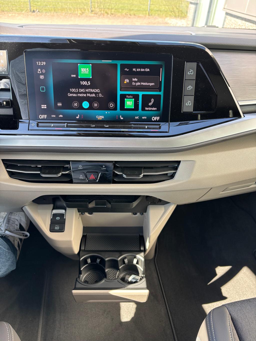 Volkswagen T7 California Beach Camper 1.5 eHybrid (Plug-In-Hybrid ...