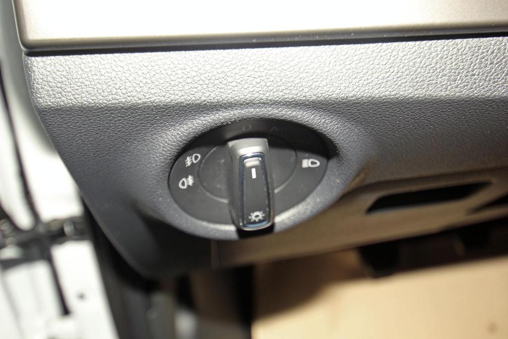 Skoda Scala Style 1 0 Tsi Style Ahk Voll Led Mirrorlink Dab Mit Xxl Rabatt