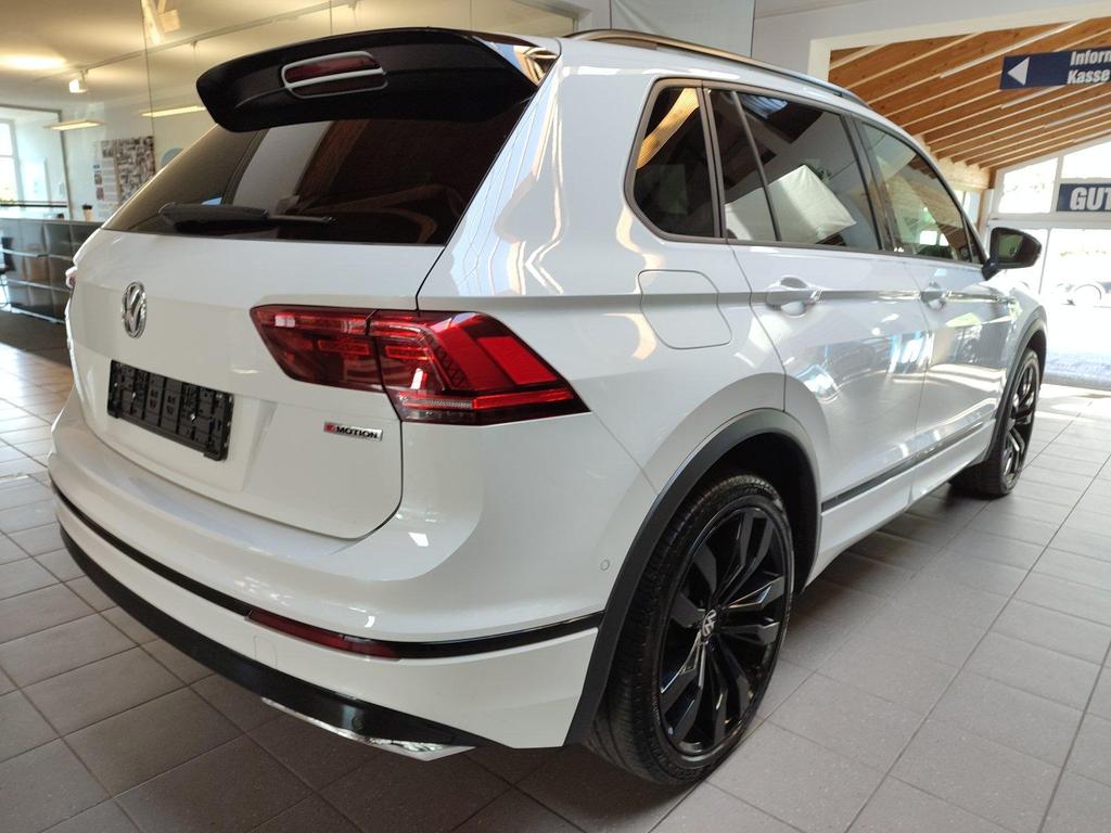 Volkswagen Tiguan Highline BMT/Start-Stopp 4Motion 2.0 TDI DSG 4-Motion ...