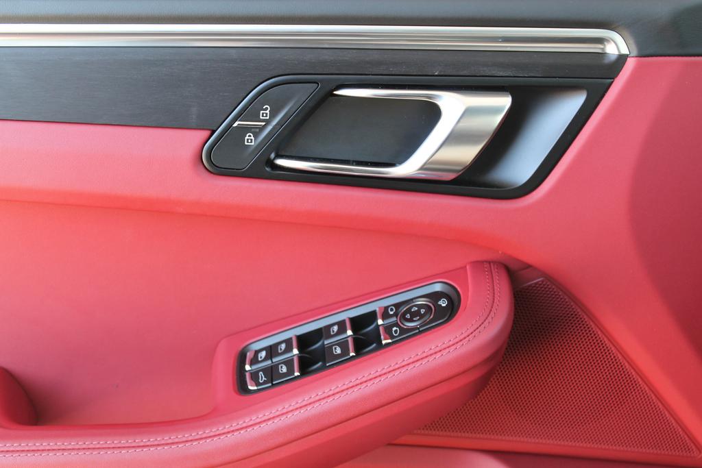 Porsche Macan GTS Standheizung Luftfederung » Reimport EU-Neuwagen ...