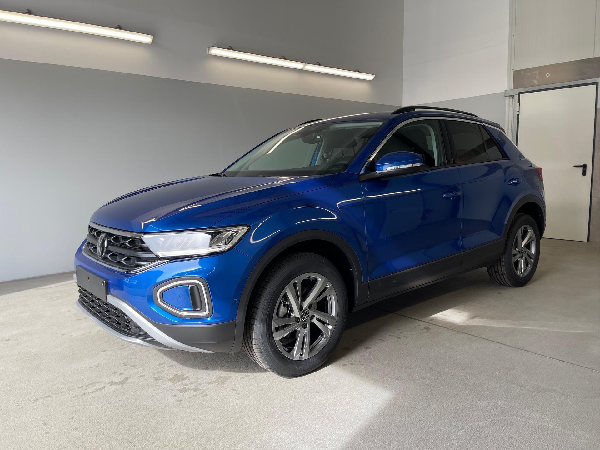 VW T-Roc kaufen als Reimport mit bis zu 35% Rabatt | Automarkt Dinser