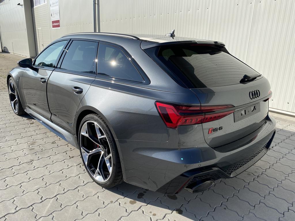 Audi RS6 Avant 4.0 quattro performance Keramik,22" LM,Pano,Standh ...