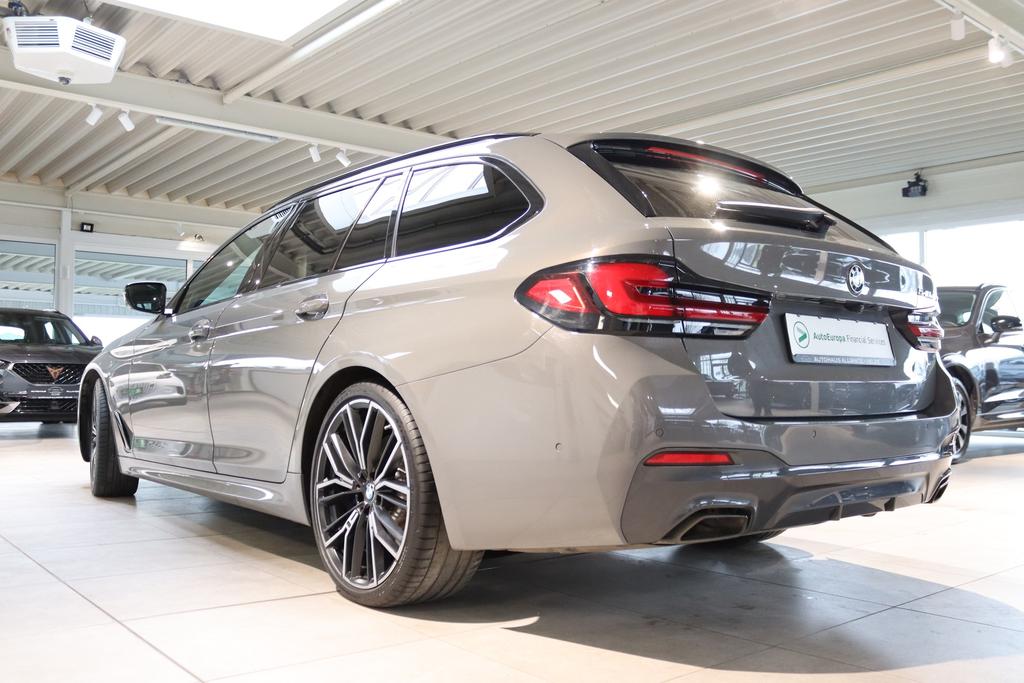 BMW 5er Touring - 540 d Mild Hybrid xDrive M Sport
