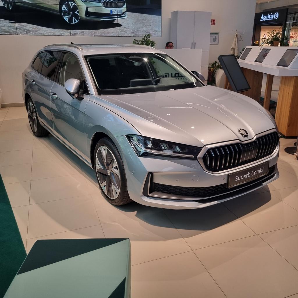 Skoda Superb Combi Selection 2.0 TDI 110 kW 7 Gang DSG bei EU-Autohaus ...