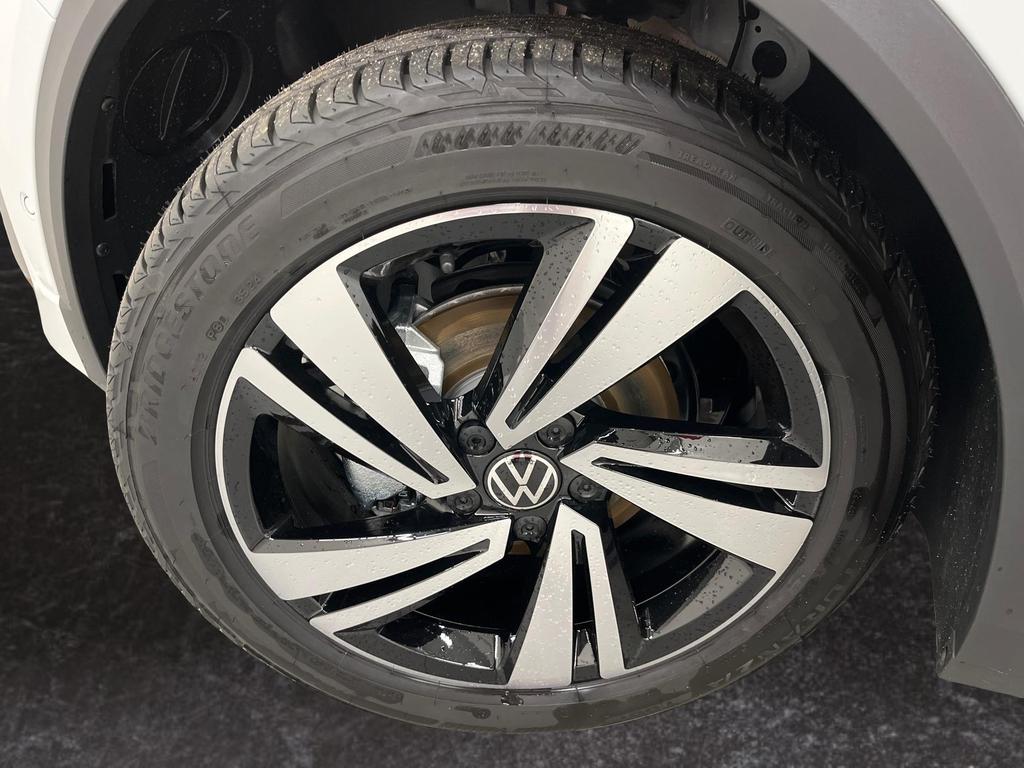 Volkswagen T-Roc R-Line Edition 1.5 TSI 150PS/110KW DSG 2025 +El ...